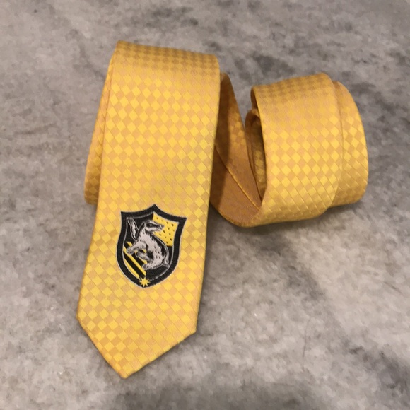 Hufflepuff | Accessories | Hufflepuff Harry Potter Wizard Tie Necktie ...